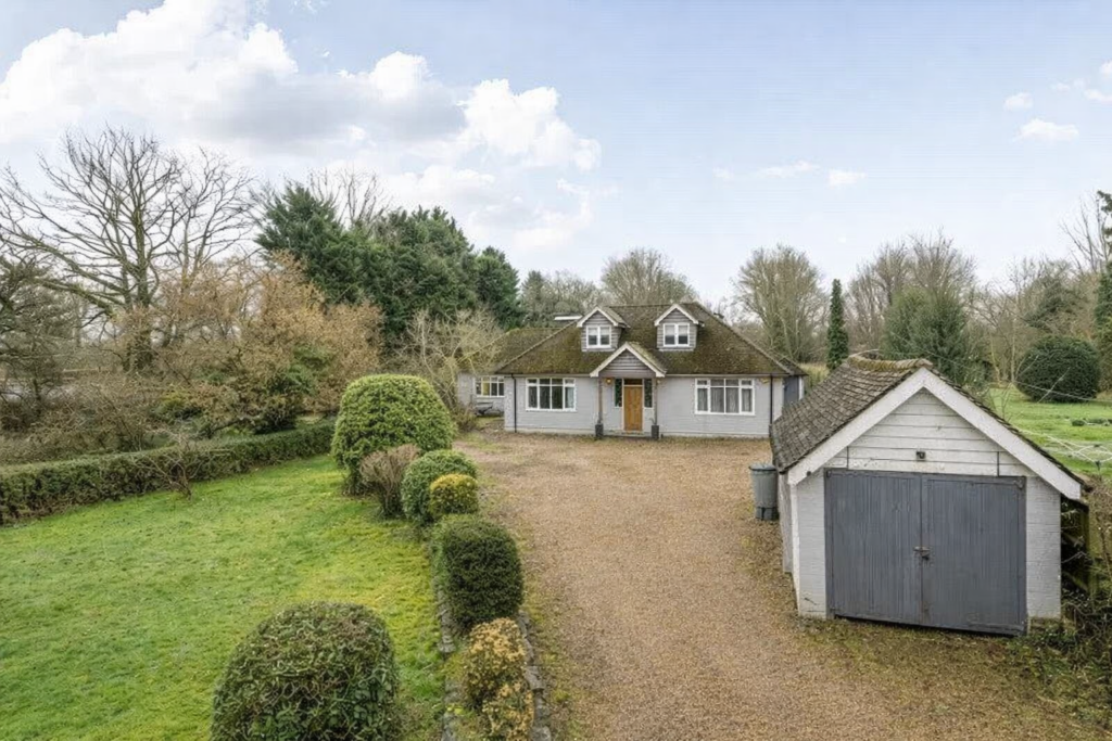 Hare Lane, Lingfield, RH7 6JB - Robert Leech